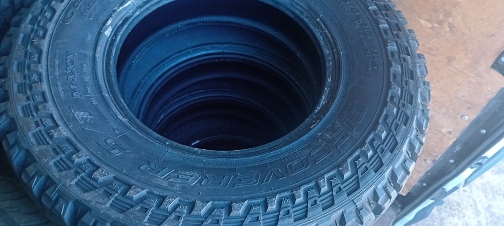 Anvelope off road 235 85 16 Targu Jiu • OLX.ro