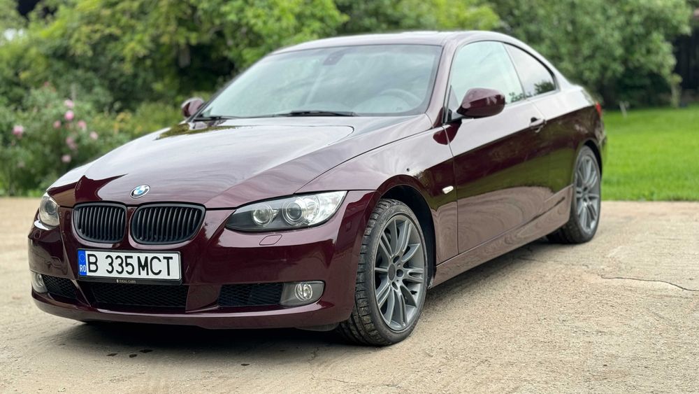 BMW e92 335i xDrive Peris • OLX.ro