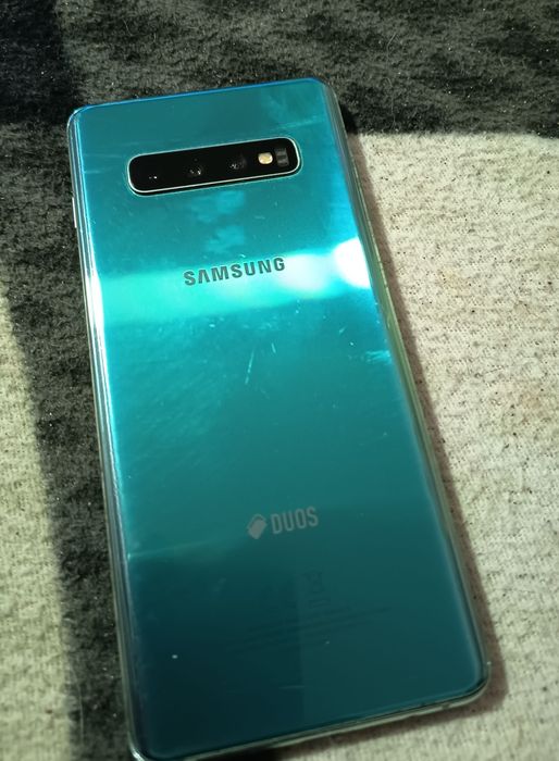 Vând Samsung S10 Plus Cernavoda • OLX.ro