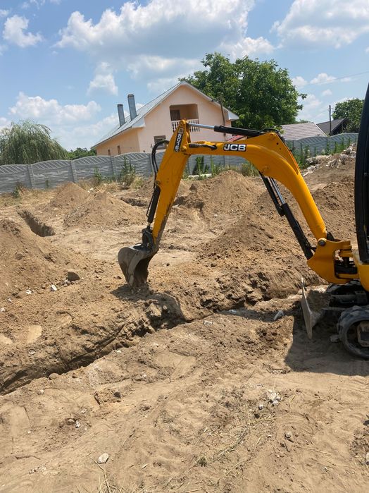 Inchiriez miniexcavator.Transport basculabil.Sort,piatra,balastru ...