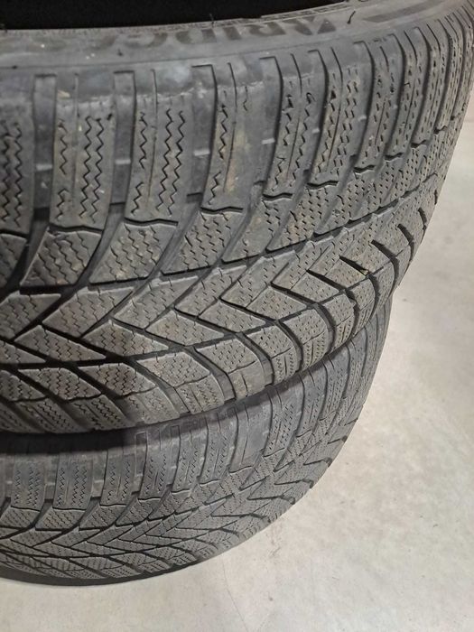 Anvelope Bridgestone 245/45/18 Blizzak Iarna Brasov • OLX.ro