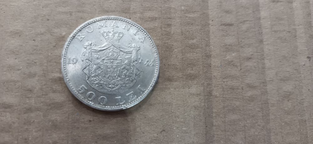 Vînd monezi din argint din anii - 1944 Popesti-Leordeni • OLX.ro