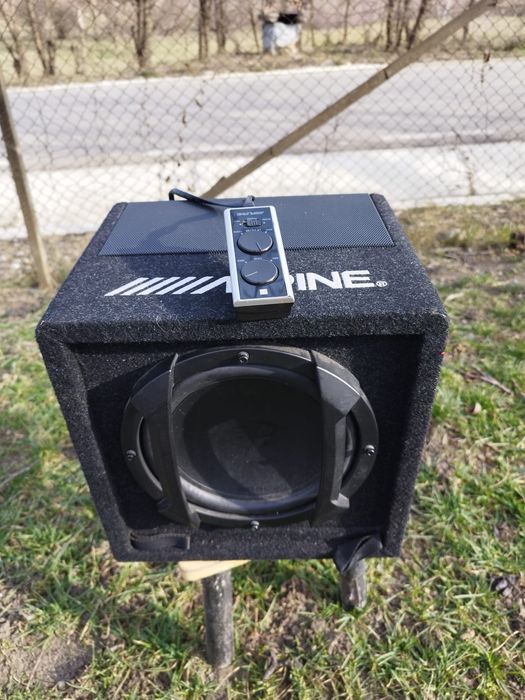Subwoofer Auto Alpine SWE-815 100W Amplificat Ready-to-use Botosani • OLX.ro
