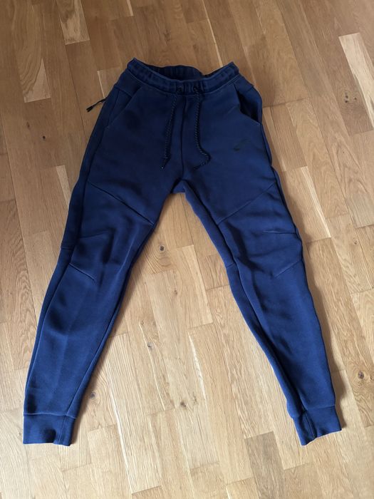 Nike tech fleece гр. София Красно село • OLX.bg