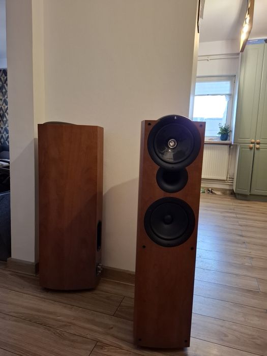 Boxe Coloana KEF Q5 Bucuresti Sectorul 5 • OLX.ro