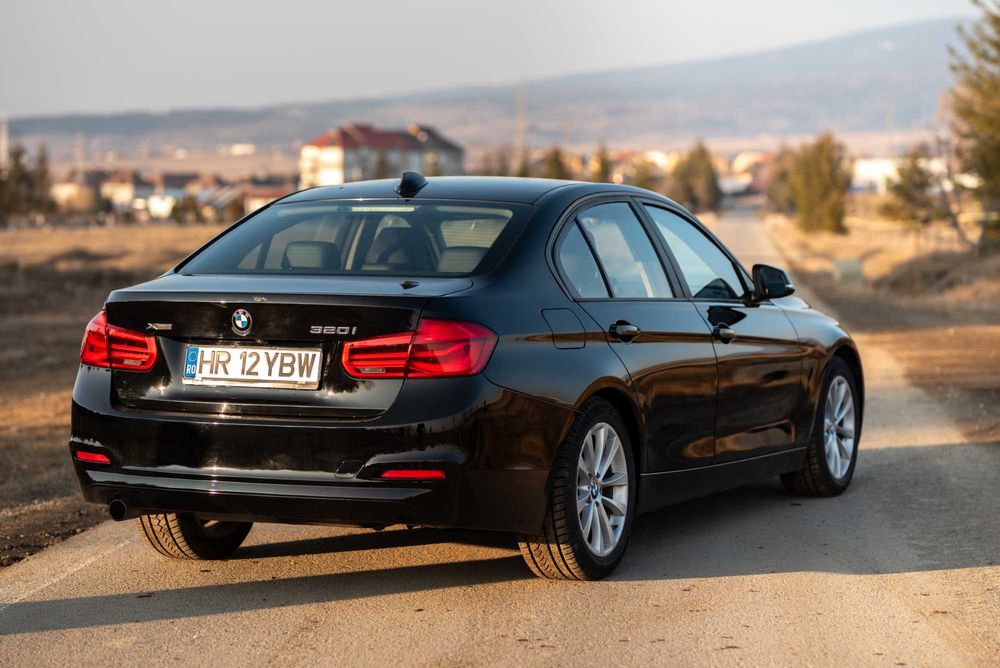 BMW Seria 3 F30 320i Xdrive 2018 Facelift Vlahita • OLX.ro