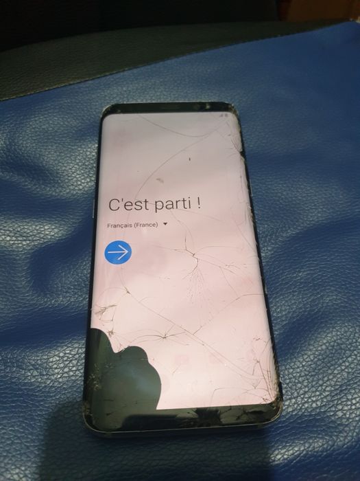 Samsung s8 display-ul spart Braila • OLX.ro