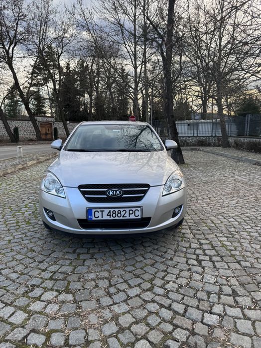 Kia Ceed 2.0i 143hp гр. Казанлък • OLX.bg