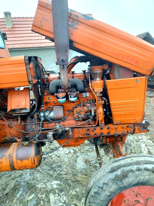 Tractor u650 monobloc fabricat 1993 disc și plug Oradea • OLX.ro
