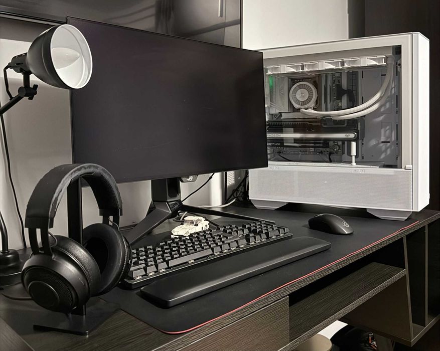 Setup Gaming Complet - PC Gaming + Monitor OLED 240Hz + Periferice ...