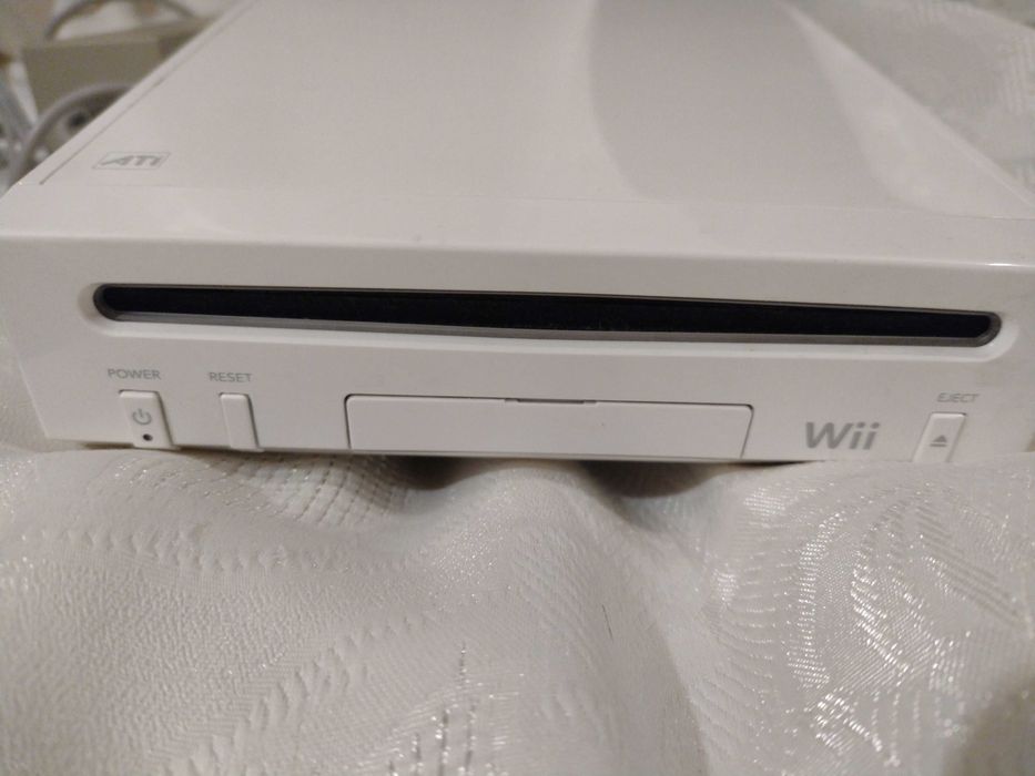 Nintendo Wii Console, White RVL-101-ИГРА гр. София Стрелбище • OLX.bg