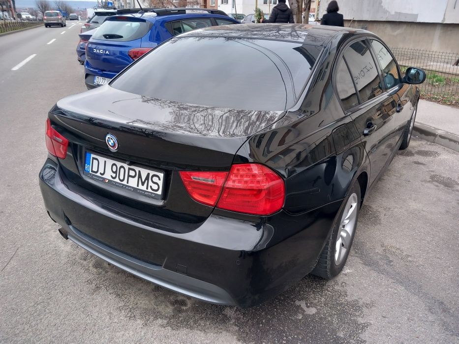 Bmw e90 facelift pret 5750 euro Craiova • OLX.ro