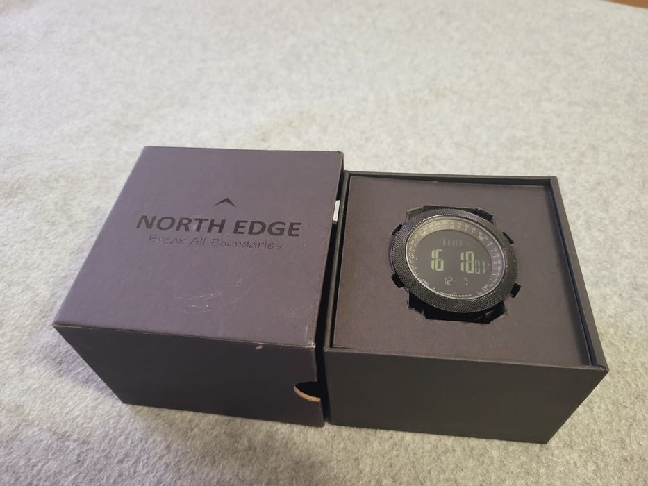 Ceas north edge de vanzare Sinaia • OLX.ro