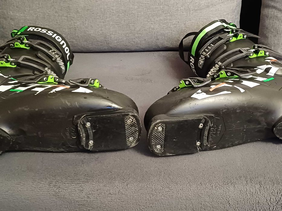 Clapari barbati Rossignol SPEED 80 BLACK marimea 43-44 Bucuresti ...
