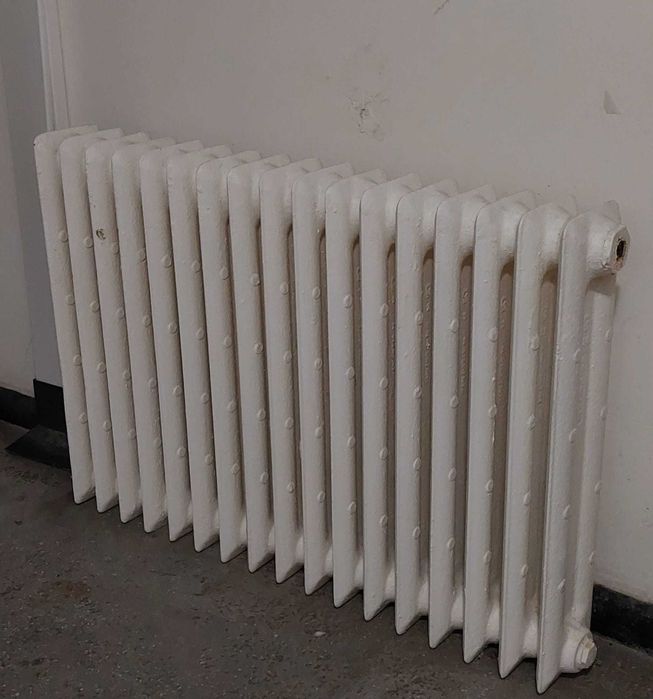 Calorifer fonta 17 elementi Baia Mare • OLX.ro