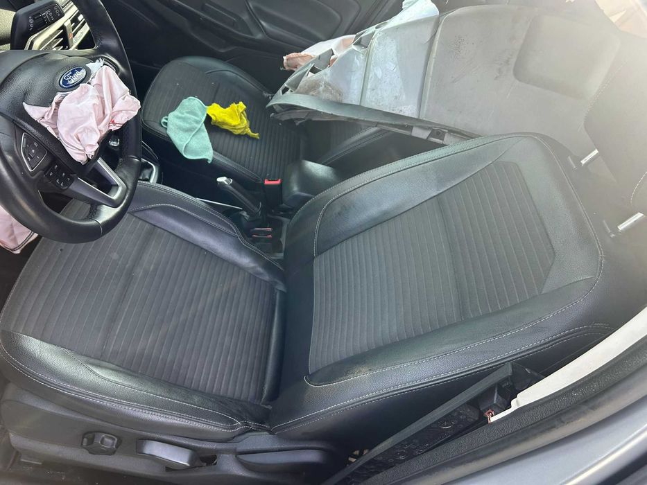 Ford EcoSport 2021 998cmc M1JU Avariat Chitorani • OLX.ro