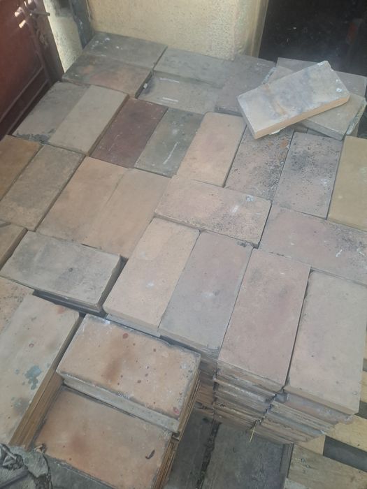 Caramida, șamota, refractara Lisa • OLX.ro