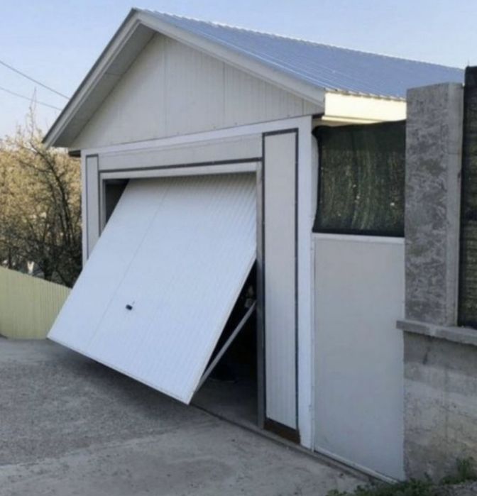 Construim case modulare pe structura metalica și panouri Sandwich Indi ...