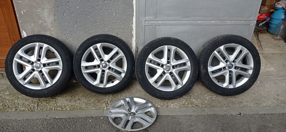 Jante și anvelope Megane 4 sau Duster Floresti • OLX.ro