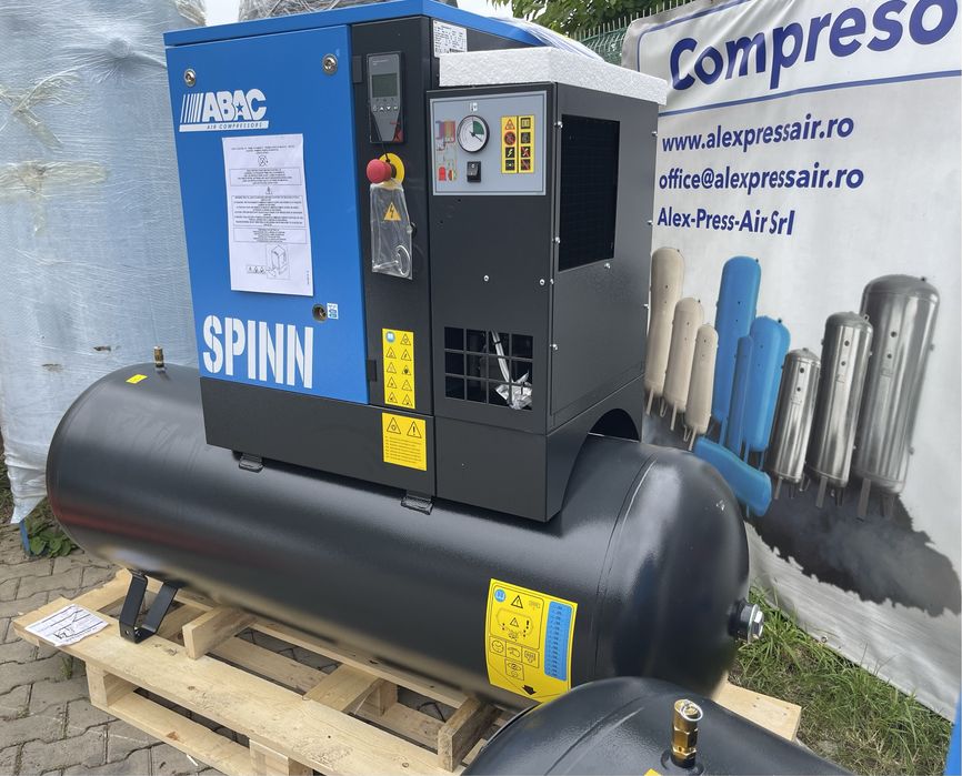 Compresor 500l cu surub + 5,5kw +Uscator de aer - Complet echipat ...
