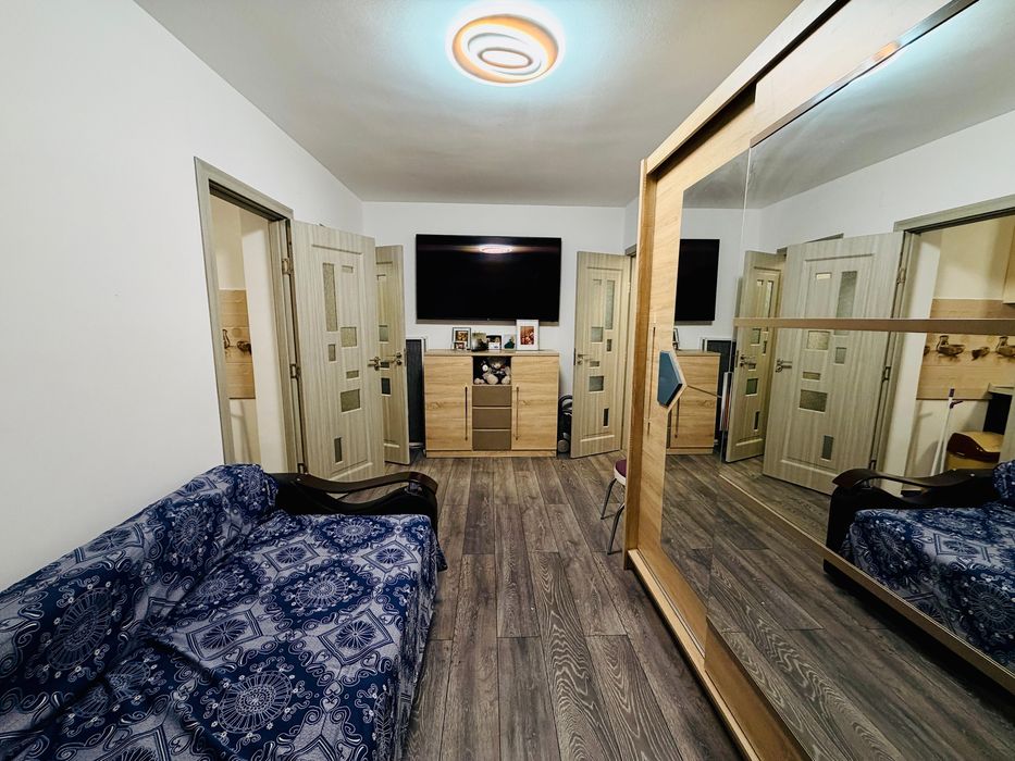 Vând garsonieră, jud.Brașov, Lunca Câlnicului Brasov • OLX.ro
