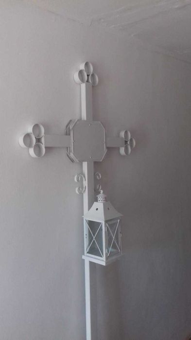 Cruce din fier cu felinar,pentru mormânt TRANSPORT GRATUIT Bacau • OLX.ro