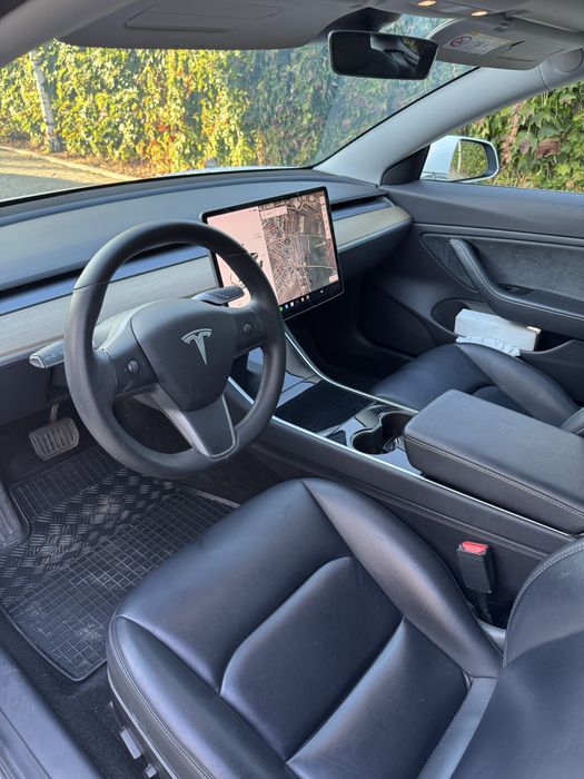 Tesla Model 3 Long Range Dual Motor cu FSD 3 Otopeni • OLX.ro
