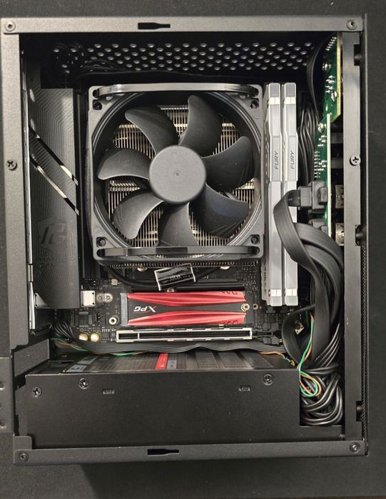 Carcasa Mini ITX SFF 3.8L - cca. 4L/DTX Bucuresti Sectorul 6 • OLX.ro