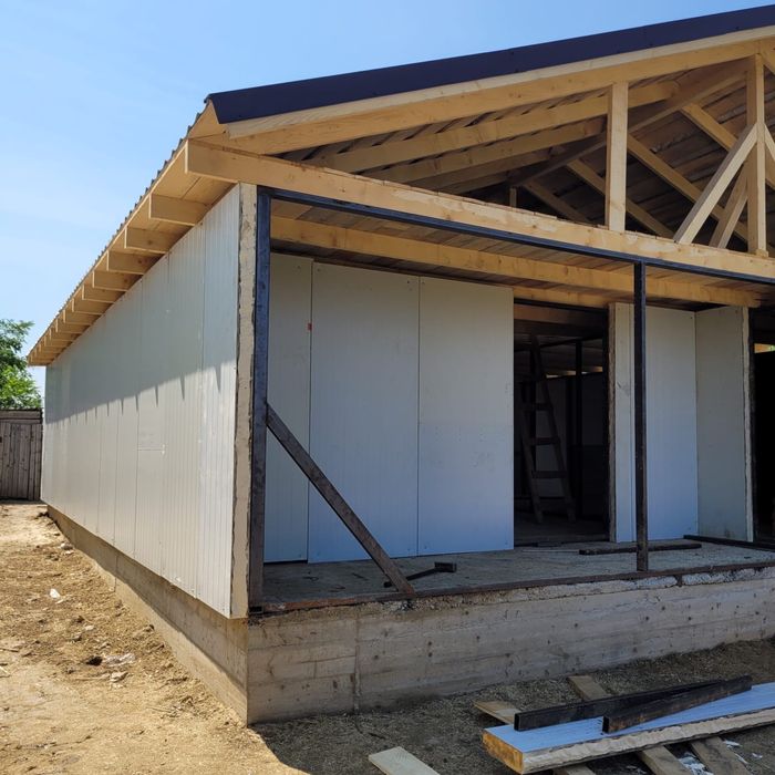 Casa modulara pe structura metalica Bistrita • OLX.ro