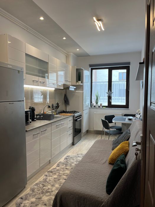 Apartament tip studio ISARAN,Coresi Brasov • OLX.ro