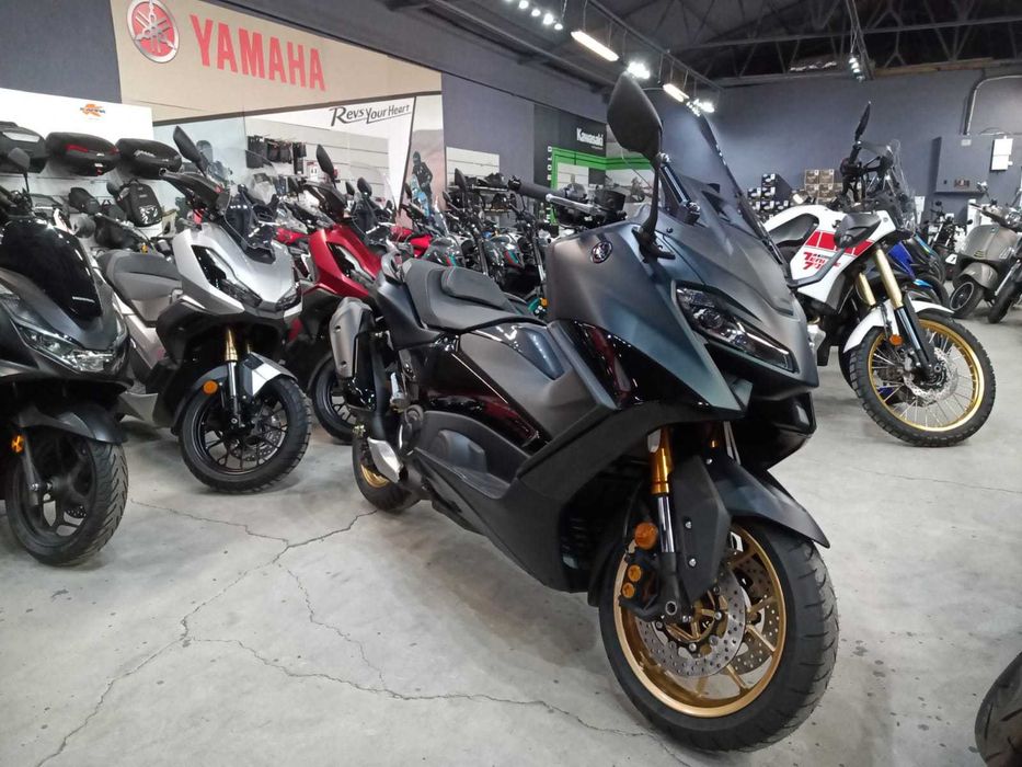 Yamaha T-Max Tech Max 2024 nou- livrare din stoc Yamaha Constanta ...