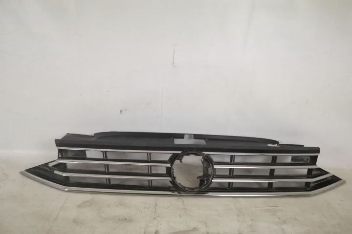 Grila Centrala Originala In Stare Buna Bucuresti Sectorul 6 • OLX.ro