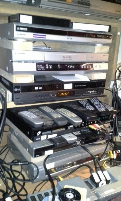 Copiez casete video pe stick. Vhs. hi8. 8mm. digital8. miniDV.hdv.dvc ...