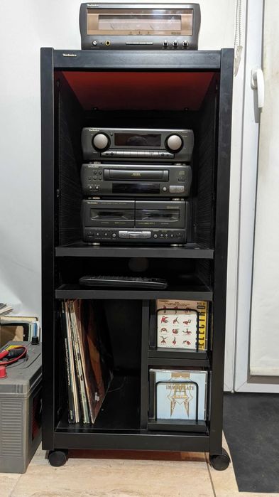 Rack Technics metalic, pentru linii midi sau mini, ori pastrat muzica ...