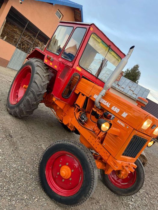 Vand Tractor U 650 Bacau • OLX.ro