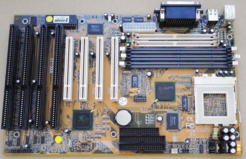 SOYO SY-5XA Intel 430TX Socket 7 ATX PCI ISA Tested Bucuresti Sectorul ...