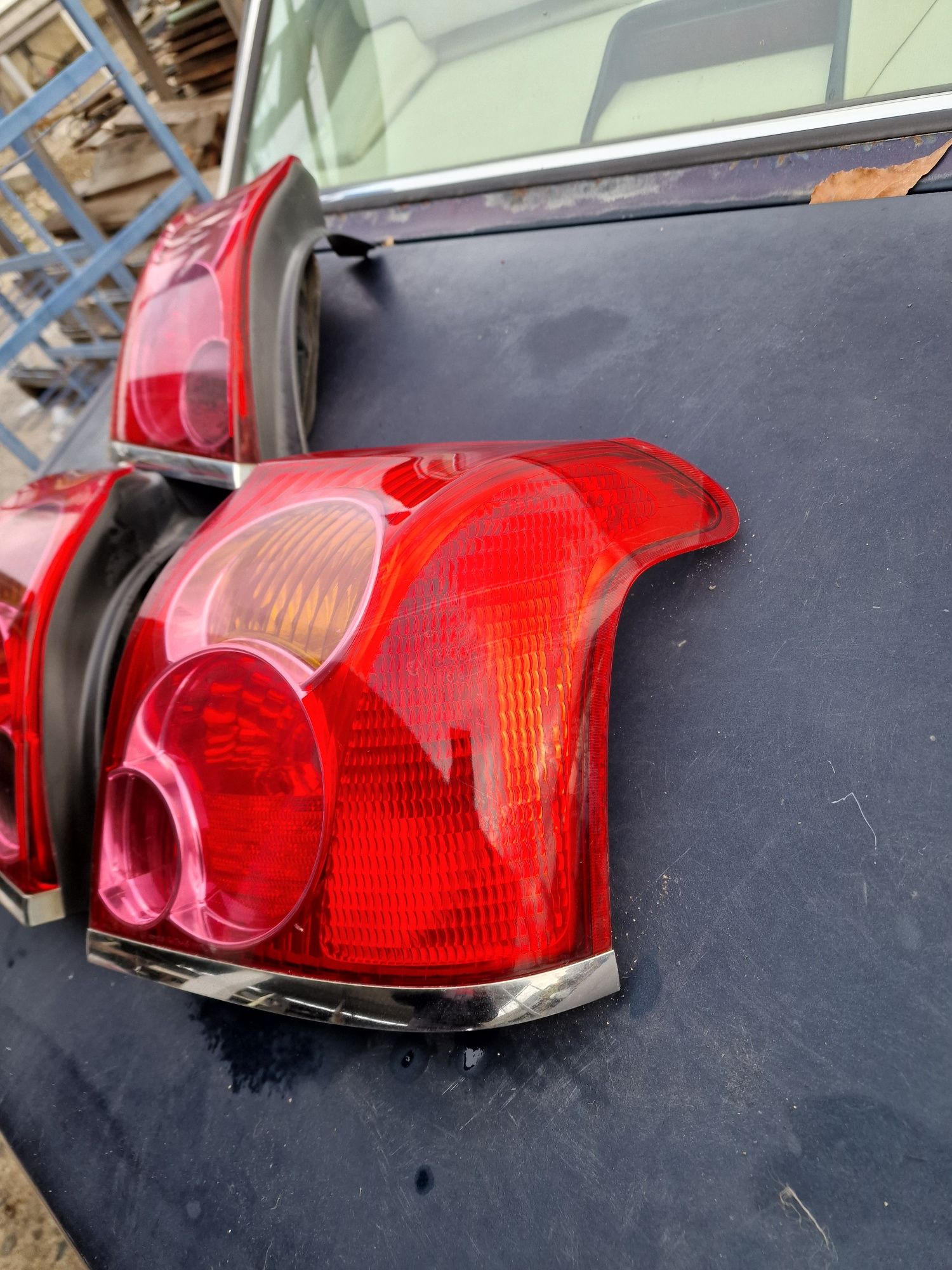 Стопове за Toyota Avensis T25 гр. Казанлък • OLX.bg