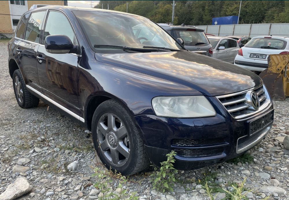 Vw Touareg 5.0tdi V10 313cp avariat/defecte optice Campina • OLX.ro