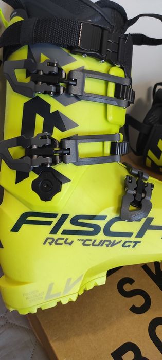 Ски обувки fischer rc4 the curv gt 130 гр. София Студентски град • OLX.bg