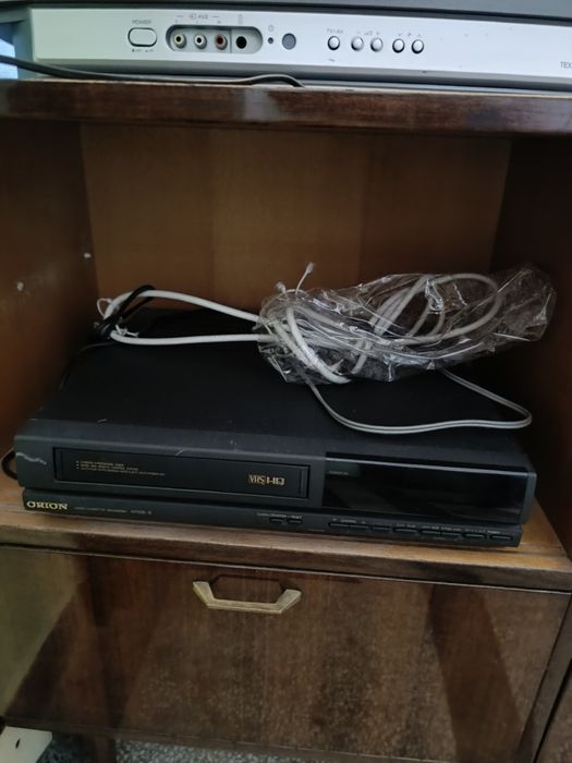 Orion VHS плейър HQ гр. София Яворов • OLX.bg