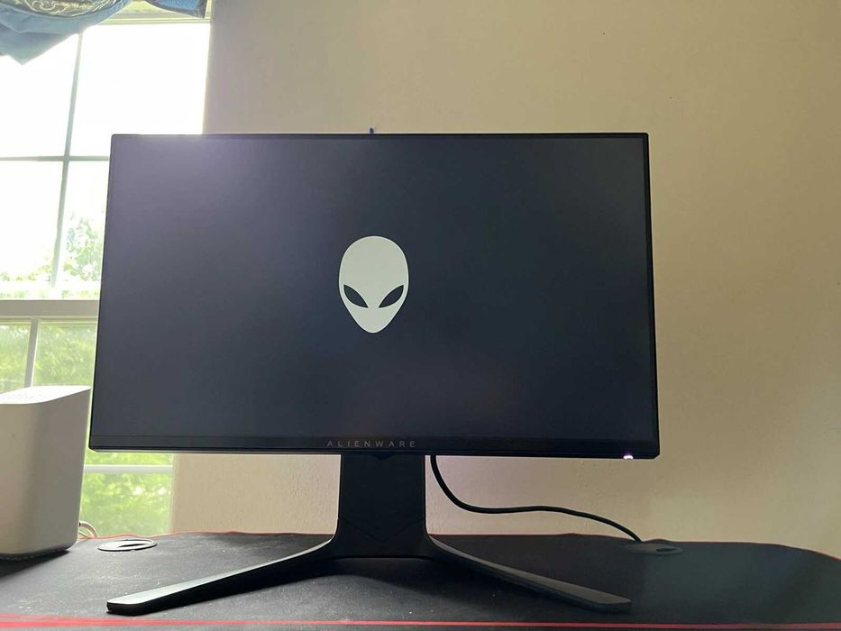 Monitor Alienware AW2521HFA 240hz 1ms 25" Satu Mare • OLX.ro