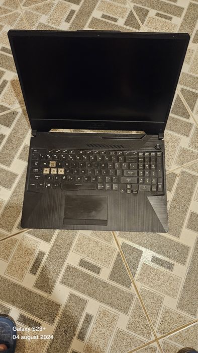 Vand LAPTOP Asus ** DEFECT ** Bucuresti Sectorul 2 • OLX.ro