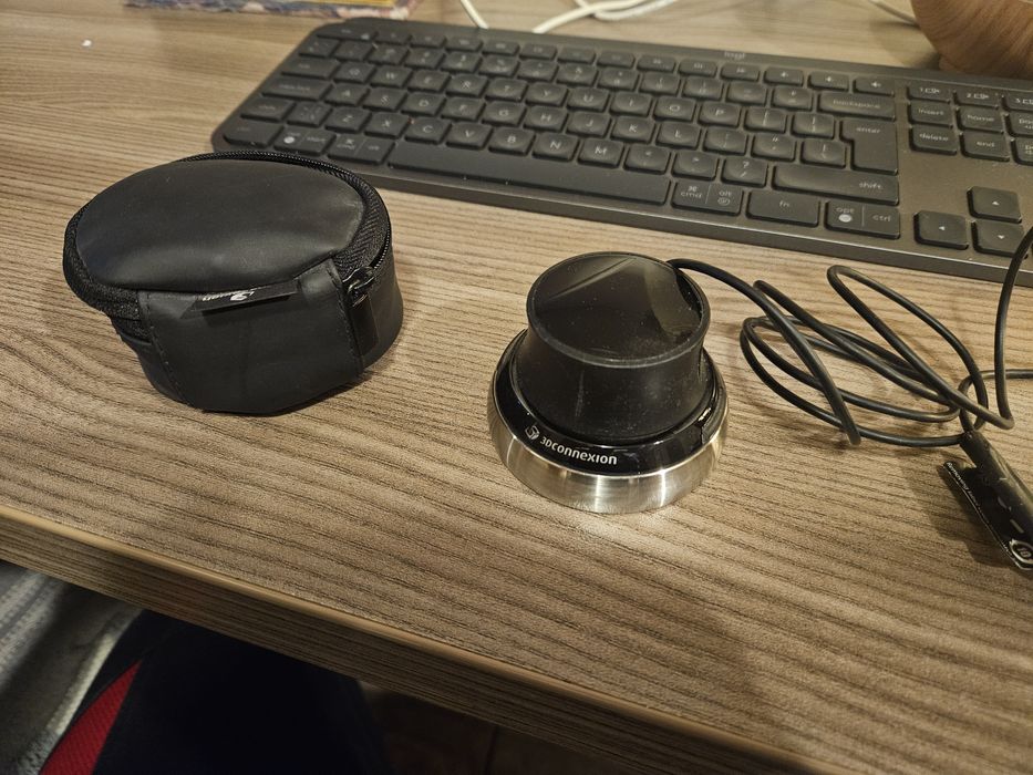 Мишка 3D Connexion гр. София Надежда 2 • OLX.bg