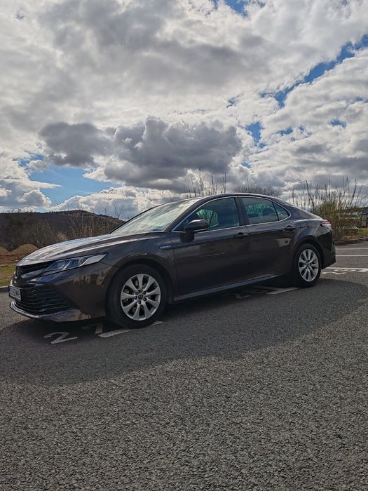 Vand Toyota Camry 2020 Cluj-Napoca • OLX.ro