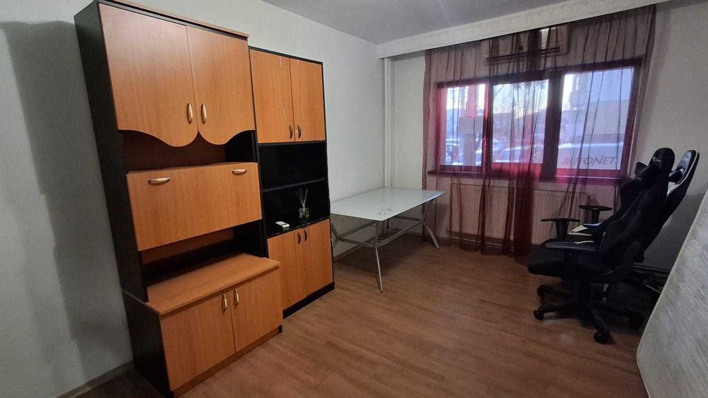 Apartament 3 camere decomandat intre lacuri, Aurel Vlaicu 62 Cluj ...