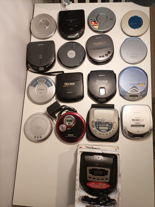 CD Playere Sony Walkman, Sony Discman, Panasonic,Grundig Iasi • OLX.ro