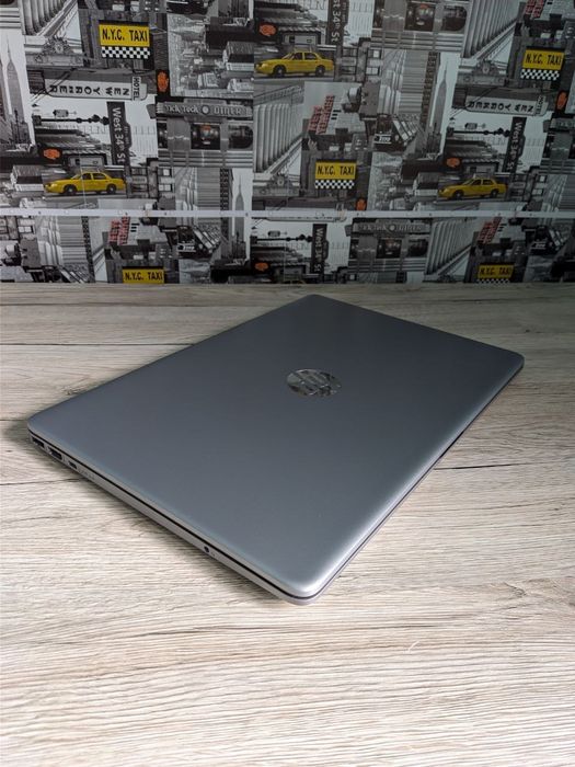 Продавам лаптоп HP 250 G8 гр. Поморие • OLX.bg