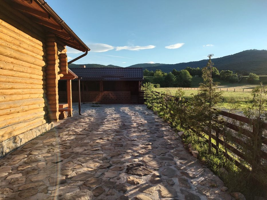 Cabana Diana situata langa Gura Humorului Capu Campului • OLX.ro