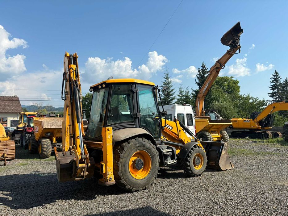 Buldoexcavator JCB 3CX , 2019 Negresti-Oas • OLX.ro