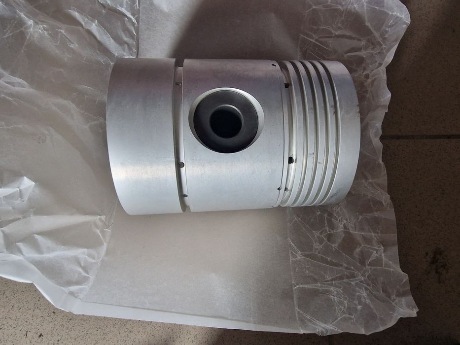 Set motor tractor fiat 513 om 615 fiat 650 .fiat 715 fiat 750 fiat 540 ...